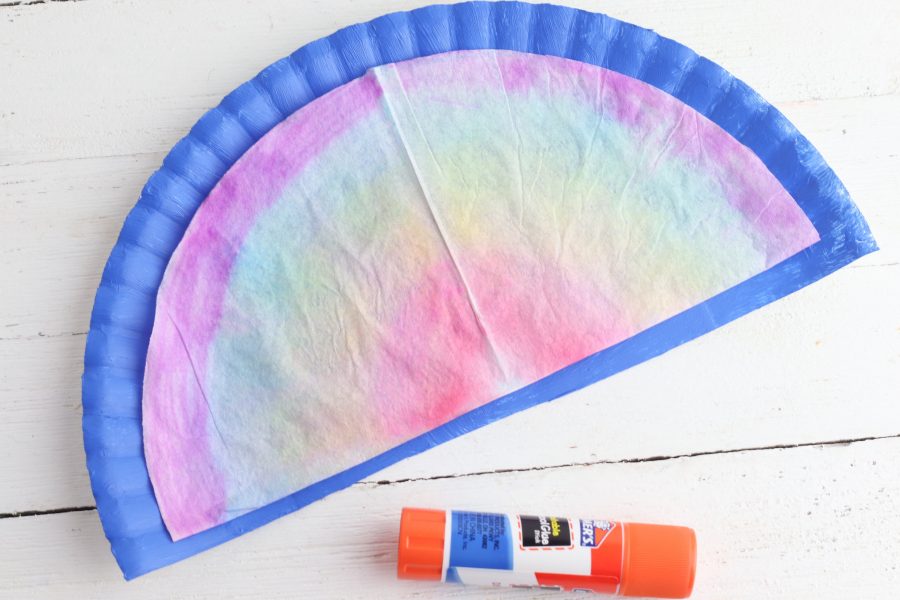 Coffee Filter Tie Dye Rainbow - Sandee Booth | Lifestyle Blog